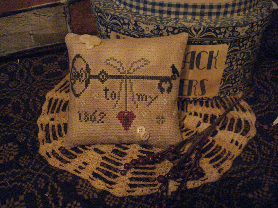 Primitive Key to My Heart Pinkeep - Etsy