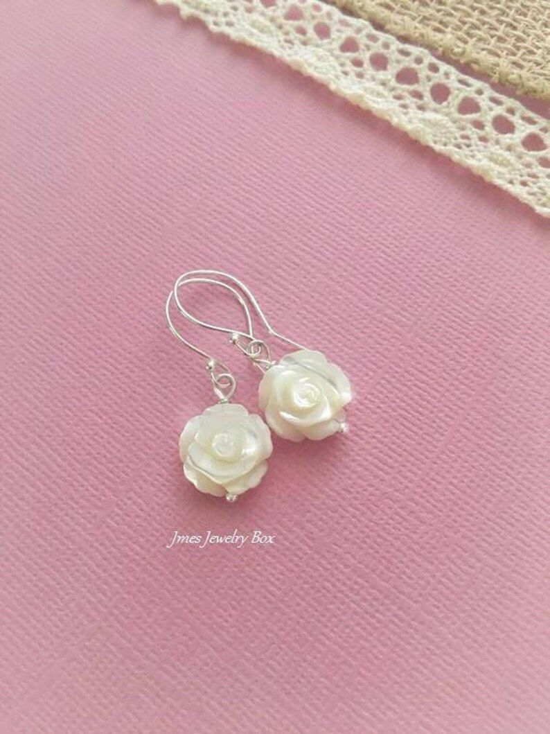White shell rose earring and necklace set White rose jewelry | Etsy