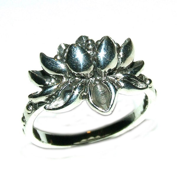 Silver Lotus Ring - Etsy
