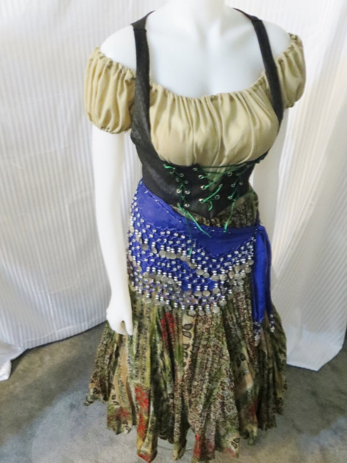 Renaissance Gypsy/wench Gorgeous Costume Neutral Colors Made | Etsy