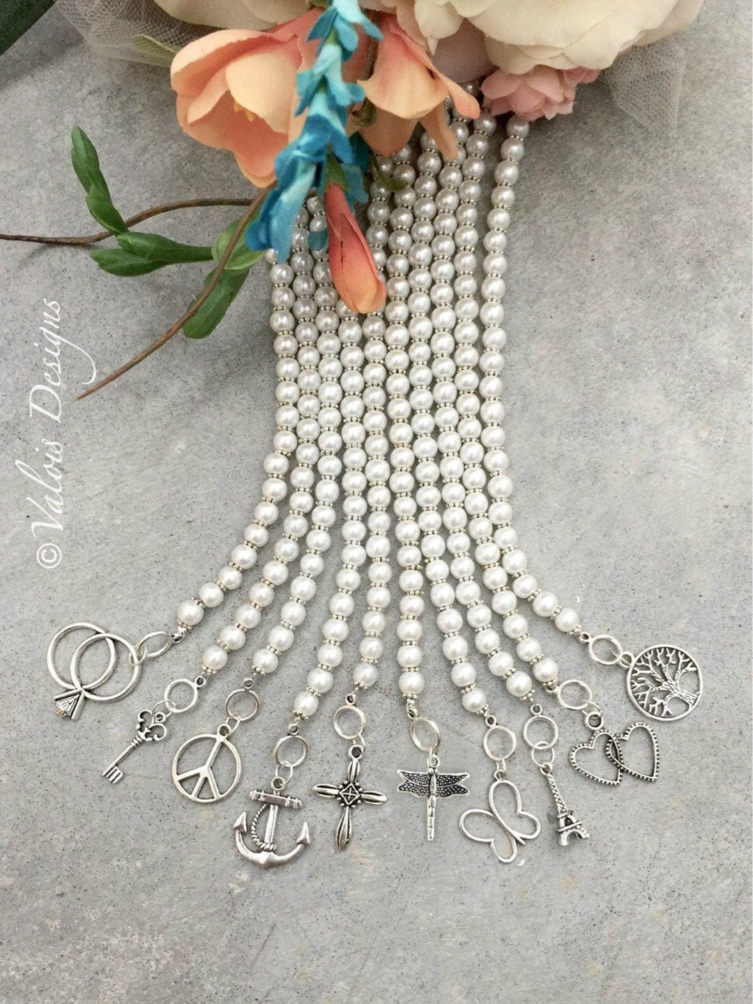 Traditional Wedding Cake Pull Bracelets // Set of 10 // Cake Pull - Etsy