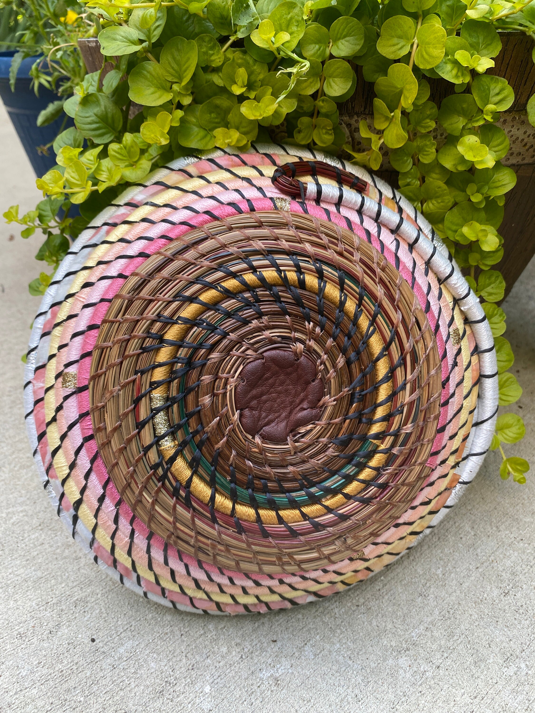 Aum Coiled Pine Needle Basket - Etsy
