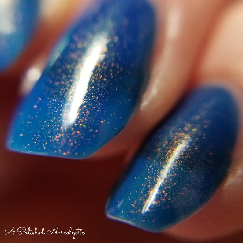 Phoenix Kyanite Blue Color Shifting Polish Red to Green - Etsy