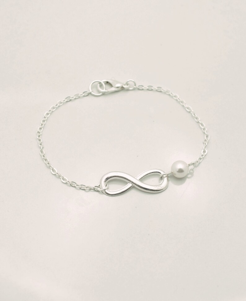 Set of 8 Bridesmaid Infinity Pearl Bracelets 8 Infinity and | Etsy