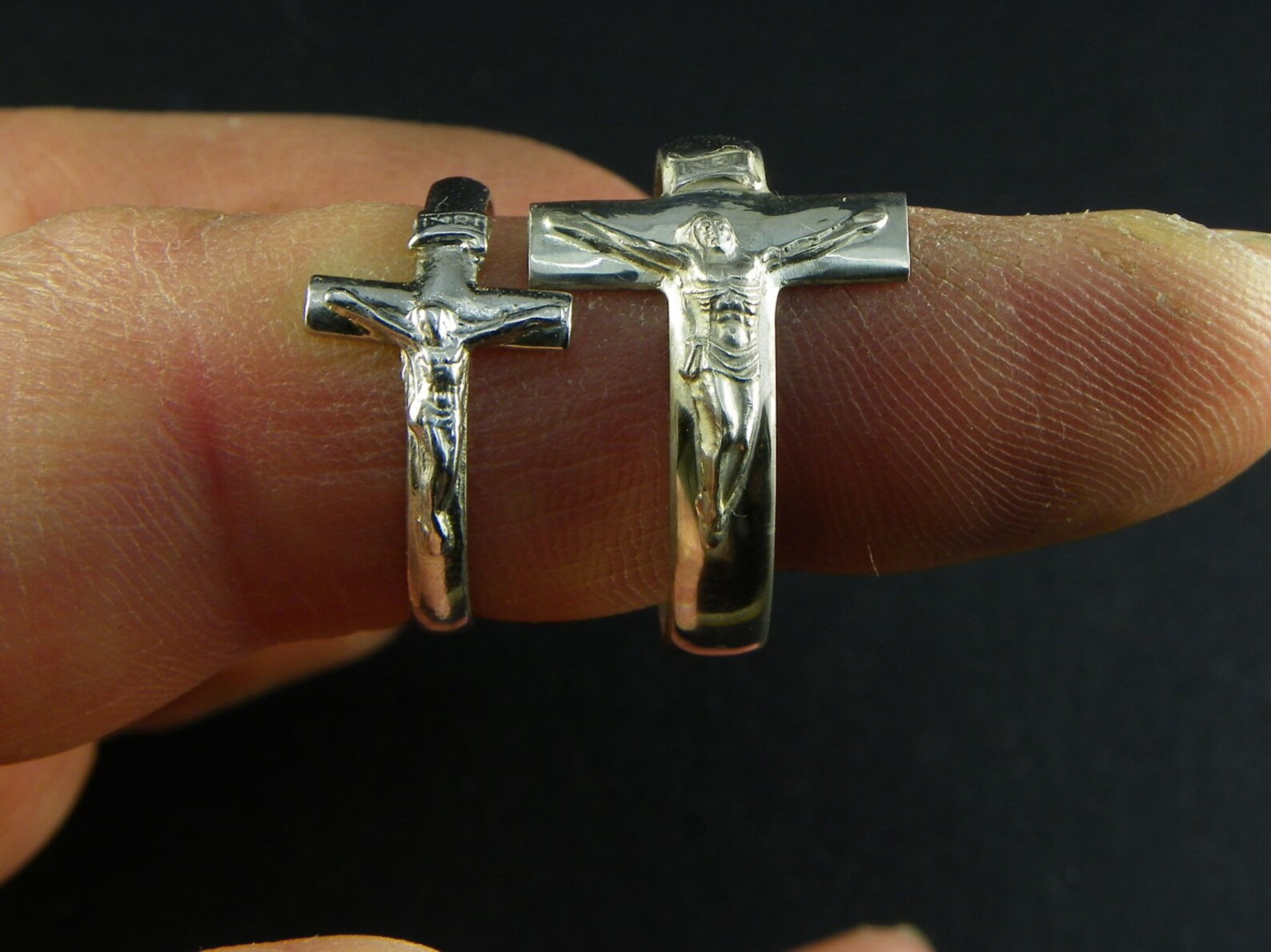 Ring Crucifix Jesus in Sterling Silver Made in Italy - Etsy