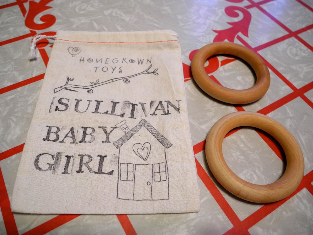 Natural Wood Teething Rings, Personalized Travel Bag, Set of 2 - Etsy