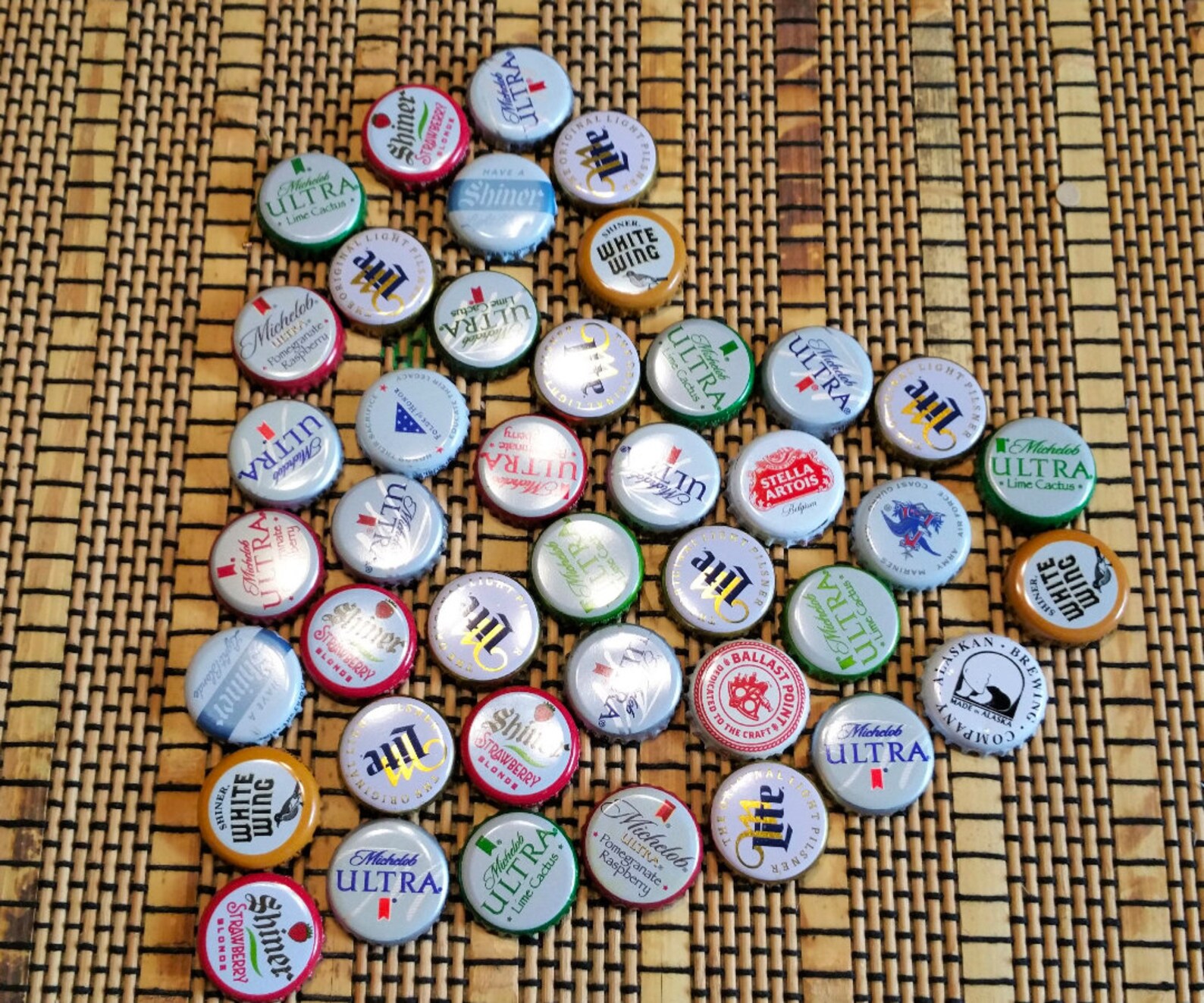 Clean Recycled Beer Caps | Minimal Scratches and Dents | Used Bottle ...
