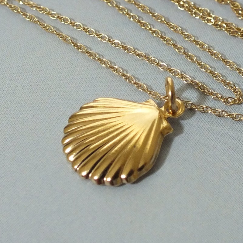 Gold Shell Necklace - Etsy