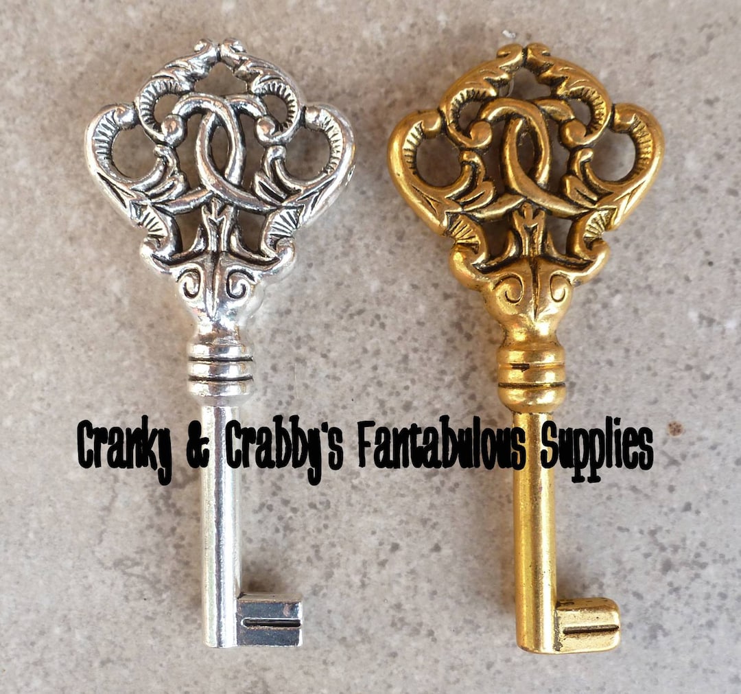 Large Gold or Silver Key - Metal Alloy- Chunky Necklaces - 78mm X 34mm ...