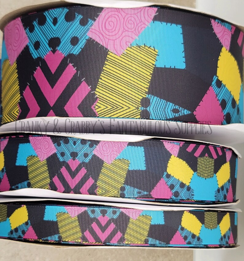 V Sally Swirls Nightmare Patchwork Design - US Designer Ribbon - 1yd ...