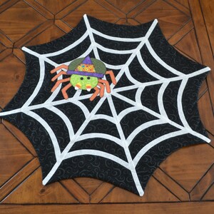 Spider Web Table Topper and Placemats - Etsy