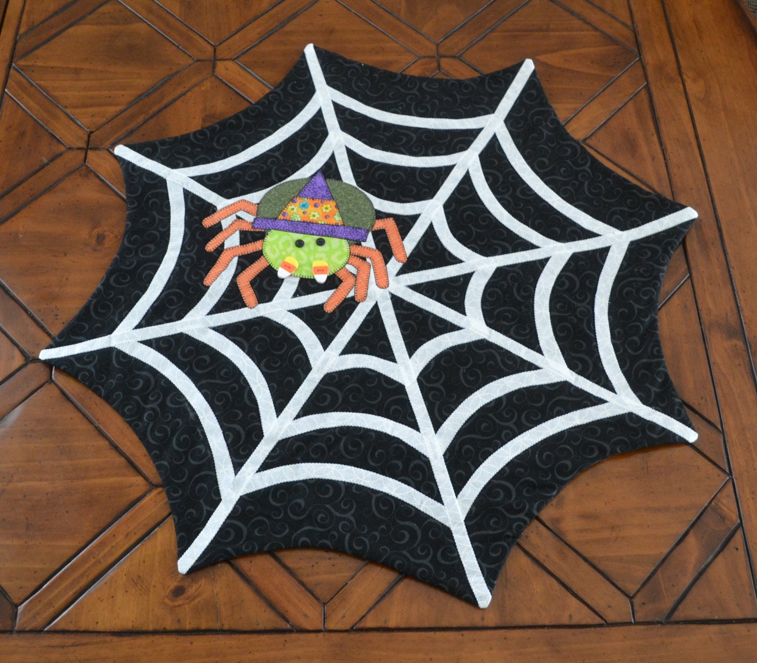 Spider Web Table Topper and Placemats - Etsy