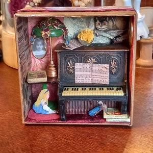 Alice in Wonderland Miniature Scene in a Victorian Decoupage Box - Etsy