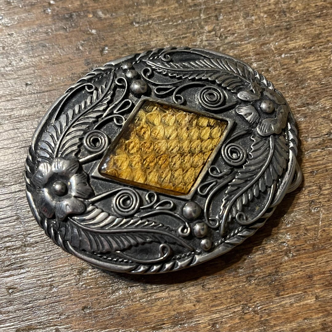 Vintage Western Style Snake Skin in Resin Cabochon Belt Buckle Silver ...