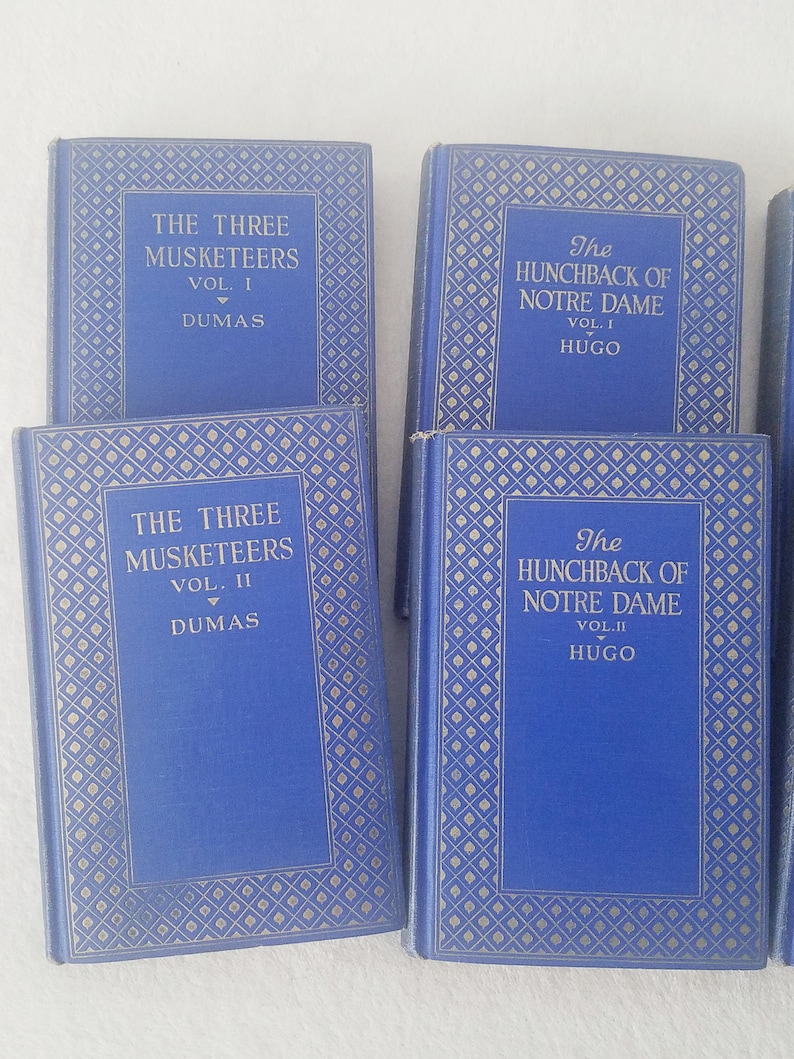 Popular Classics Book Set - 10 Books - Treasure Island, Scarlet Letter ...