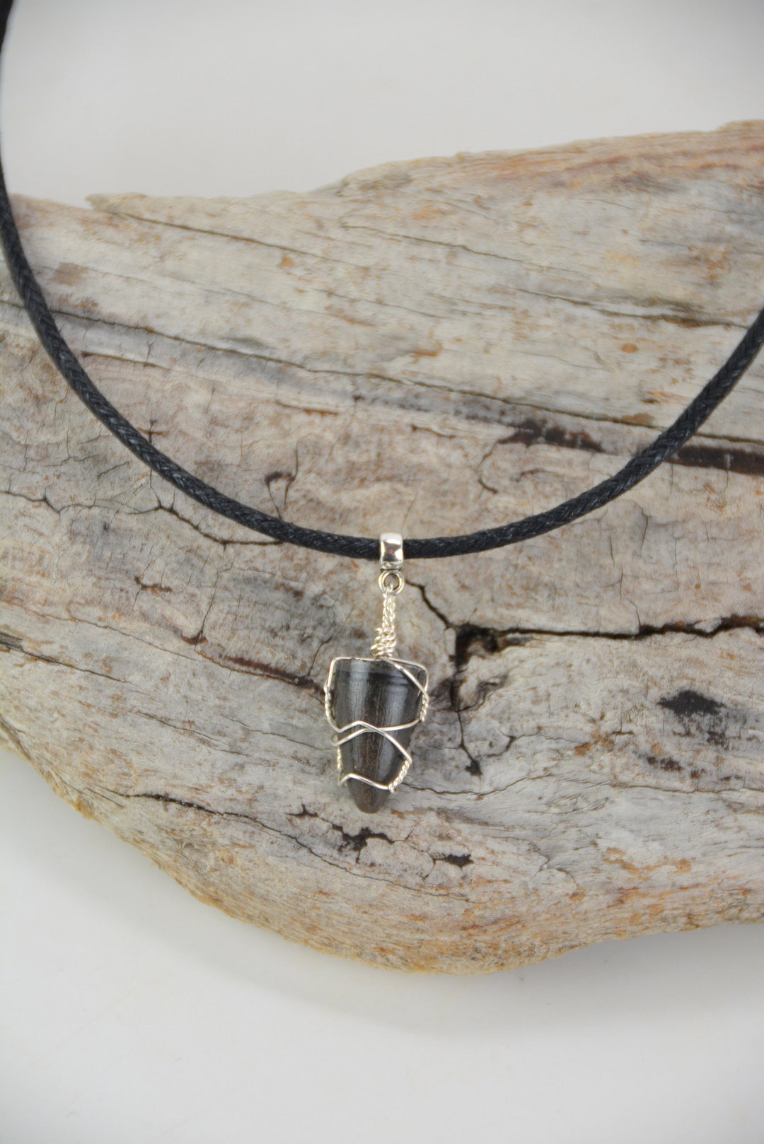 Alligator Tooth Pendant Necklace - Etsy