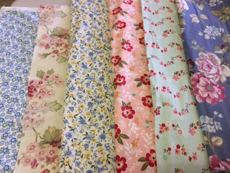 Bulk Cloth Napkins, Set of 10, Vintage Floral Inspired Cotton Fabrics ...