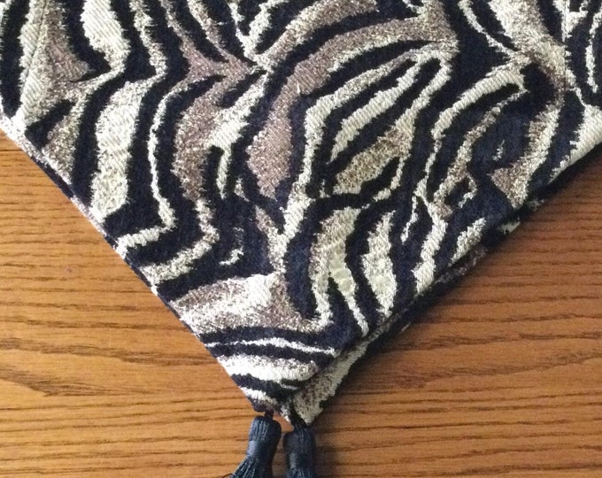 Tapestry Table Runner, Congo, Safari Black Multi Color. Wild Animal ...