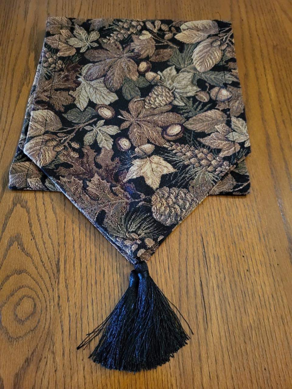 Tapestry Table Runner in Outdoor Fall Leaves, Rustic Cabin Theme ...