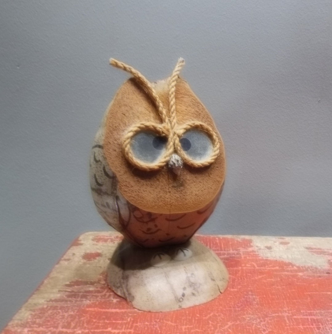 Vintage Coconut Owl Handmade Hand Crafted Owl Sculpture Statue Figurine ...