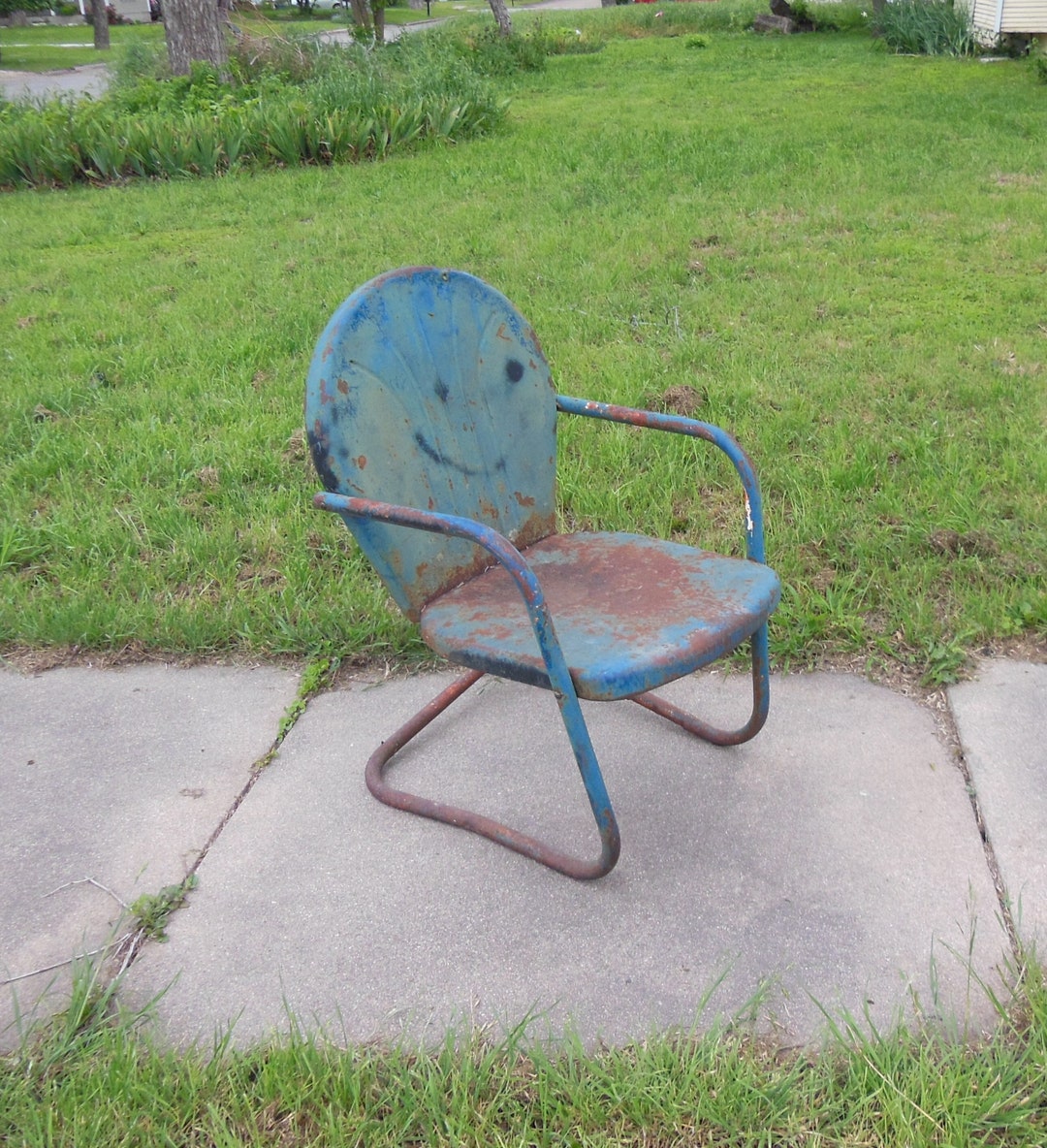 Vintage Rustic Metal Lawn Chair Cantilever Outdoor Chair Mid Century ...