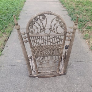 Antique Victorian Era Furniture Salvage Wood Ball and Stick Chair Back ...