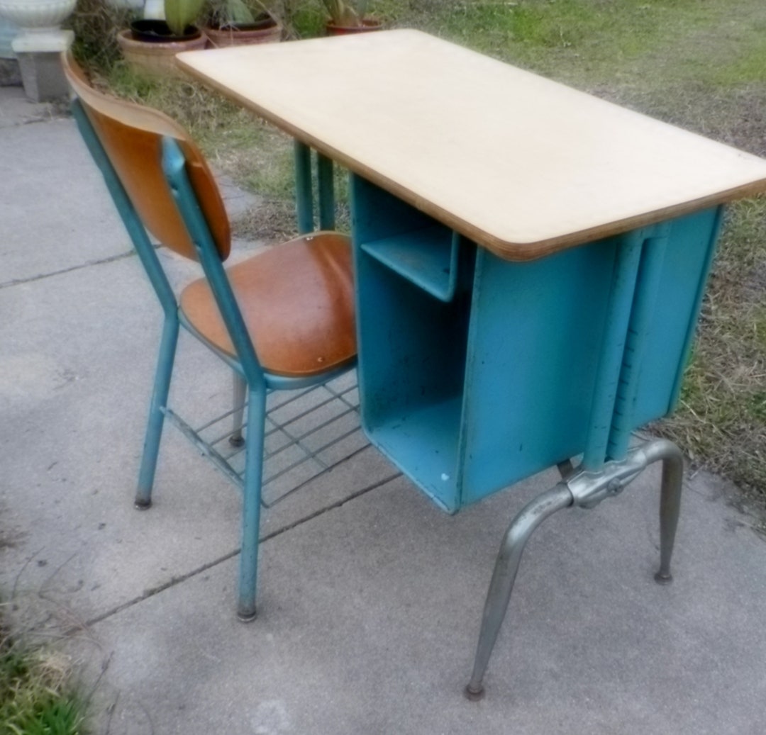 Vintage Mid Century Modern Heavy Metal Adjustable Student Child Size Kids Desk Chair 1950s Turquoise Chrome School Salvage Desk Home School Etsy