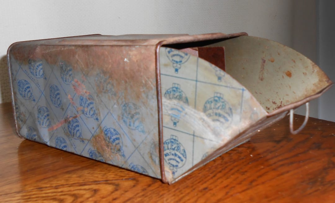 Antique Metal Hardware Washer Tin Store Display Hardware Store Salvage ...