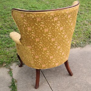 Vintage 1940 Wingback Channel Back Arm Chair Queen Anne Mahogany ...