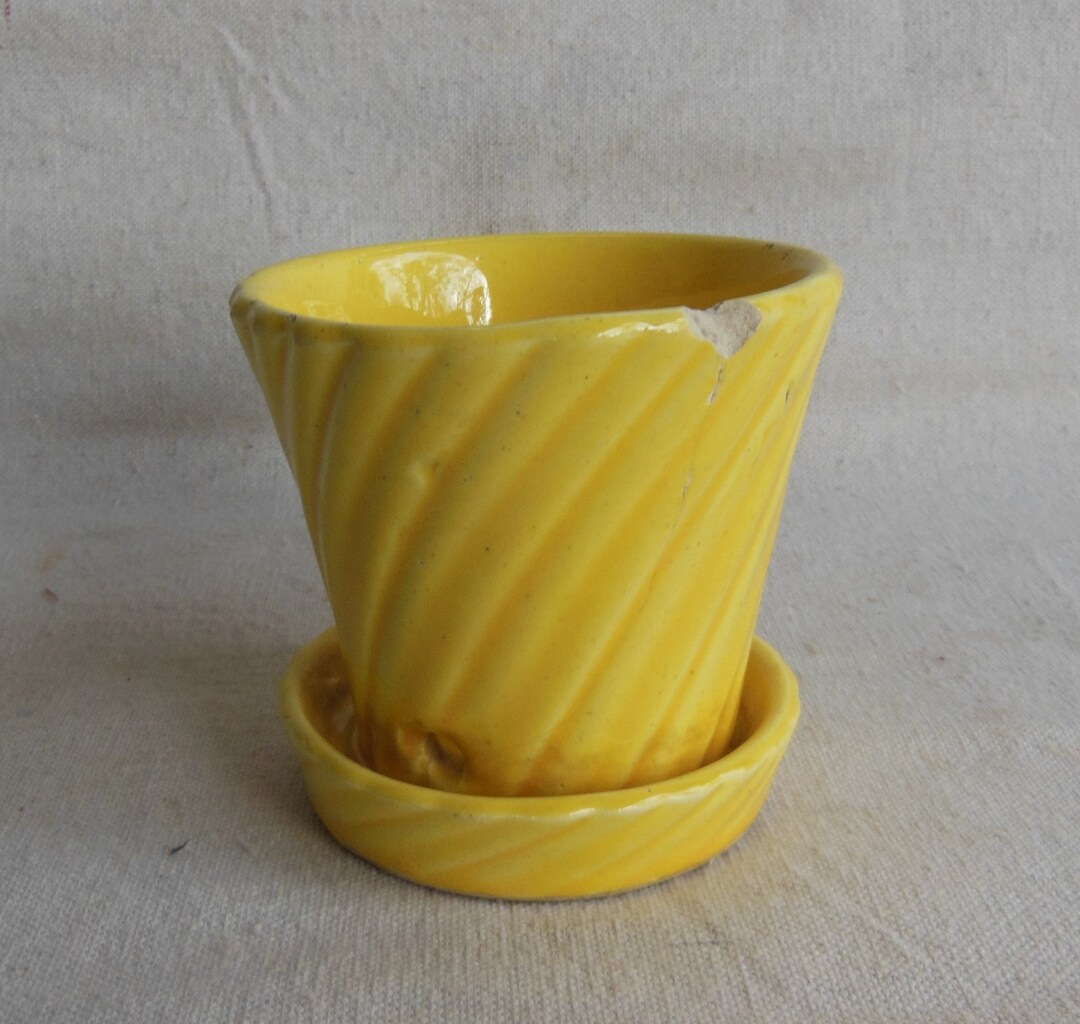 Vintage Yellow Art Pottery Planter - Etsy