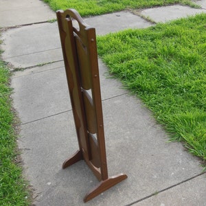 Vintage Carved Wood 3 Tier Shelf Folds of Flat Cake Desert Pastry Pie ...