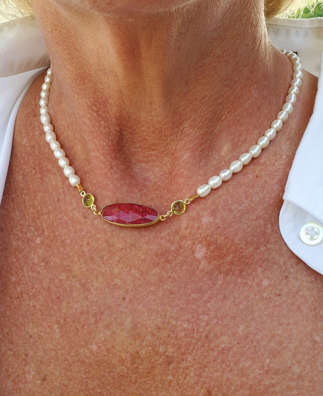 Queen of Stones: Peridot, Raw Ruby and Peridot With White-rice Pearl Choker Necklace - Etsy
