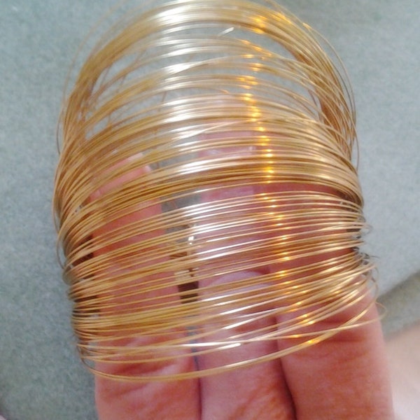 Gold Wire Necklace - Etsy