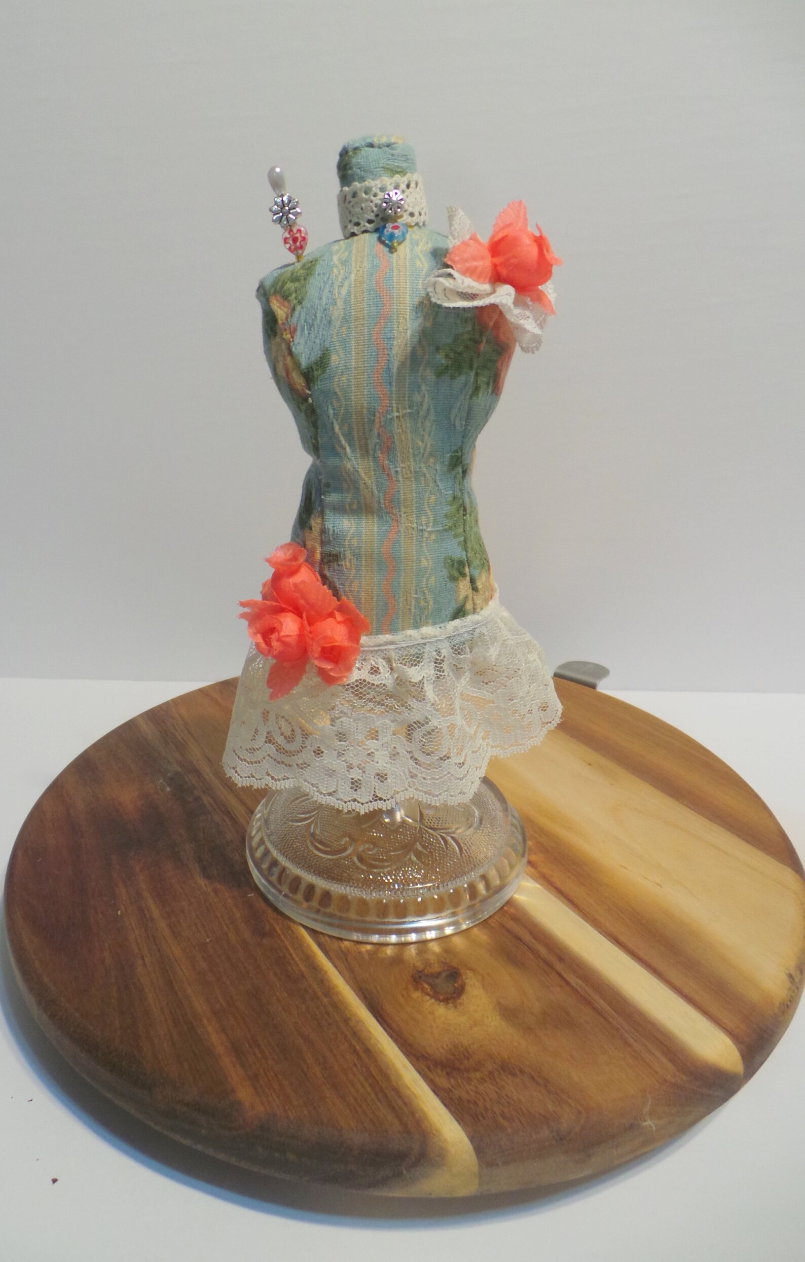 Mini Mannequin Dress Form Pincushion Miniature Female Jewelry Mannequin ...