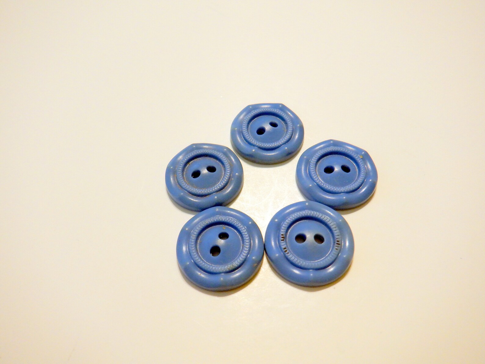 5 19mm Blue 2 Hole Plastic Buttons Vintage Buttons - Etsy