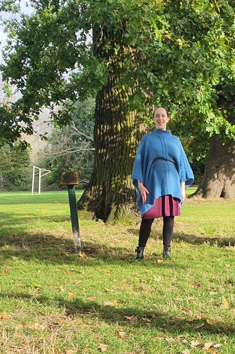 Evergreen Cabled Poncho Crochet Pattern (english Language US and UK ...