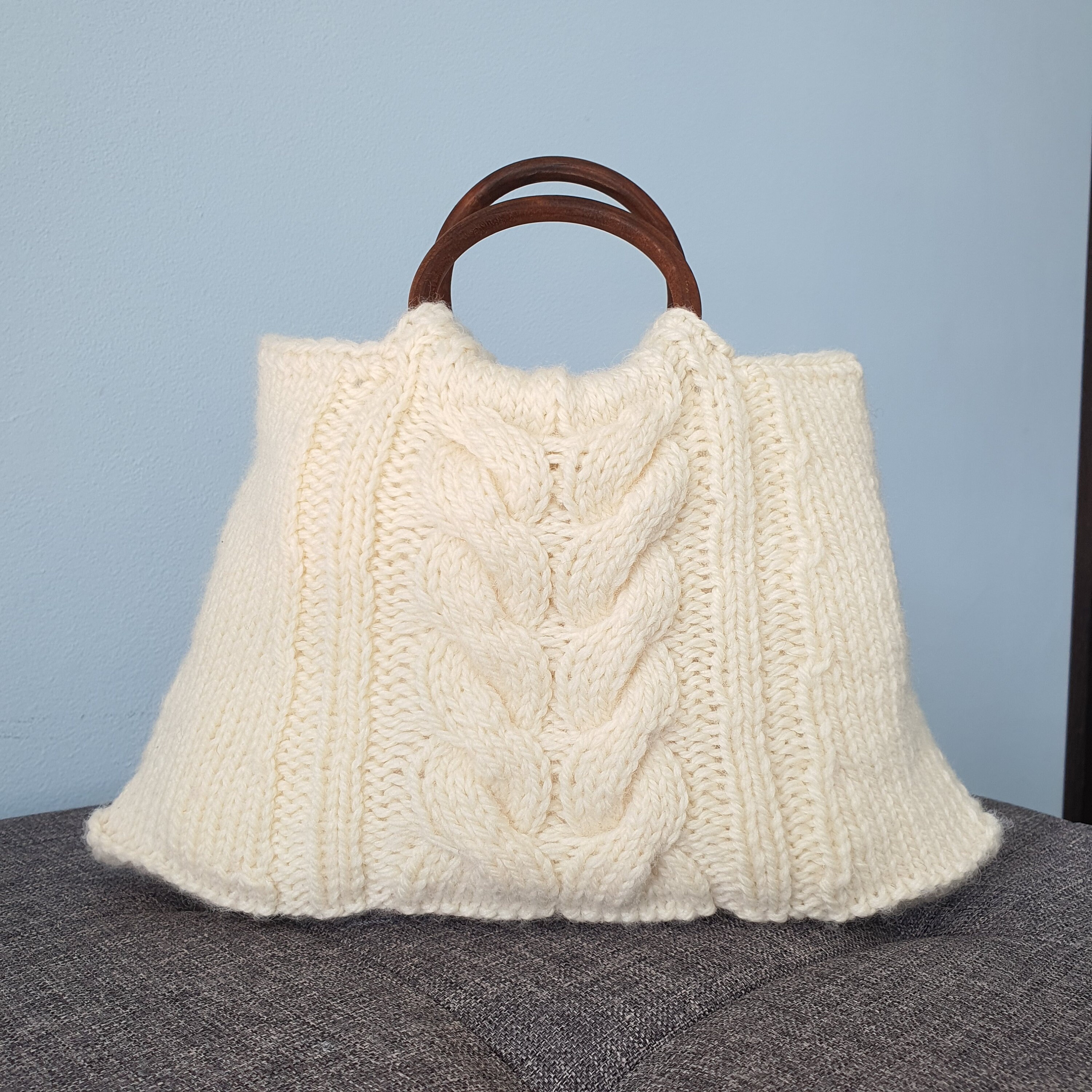 Crochet Pattern for Cabled Bangle Bag - Etsy