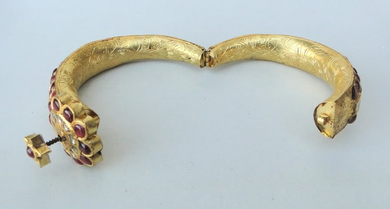 Vintage Antique 20k Gold Diamond Polki Ruby Hinge Bracelet Bangle ...