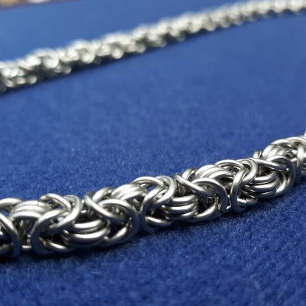 Chainmaille Necklace - Etsy