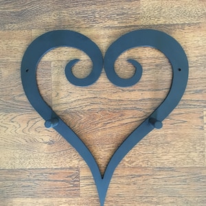 Keyblade Heart Mount - Etsy