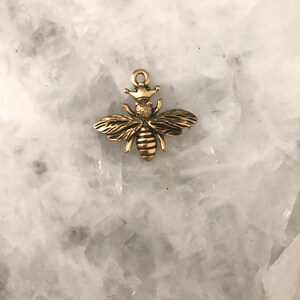 Queen Bee Charm Gold Bee Pendant 7/8 2 Sided 24k Plate - Etsy