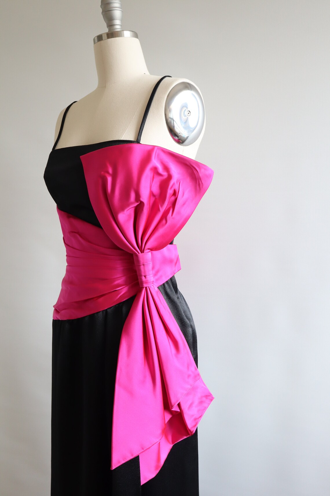 Fuchsia Bow Black Spaghetti Strap Party Dress With Huge Bow LBD Sz 2 - Etsy