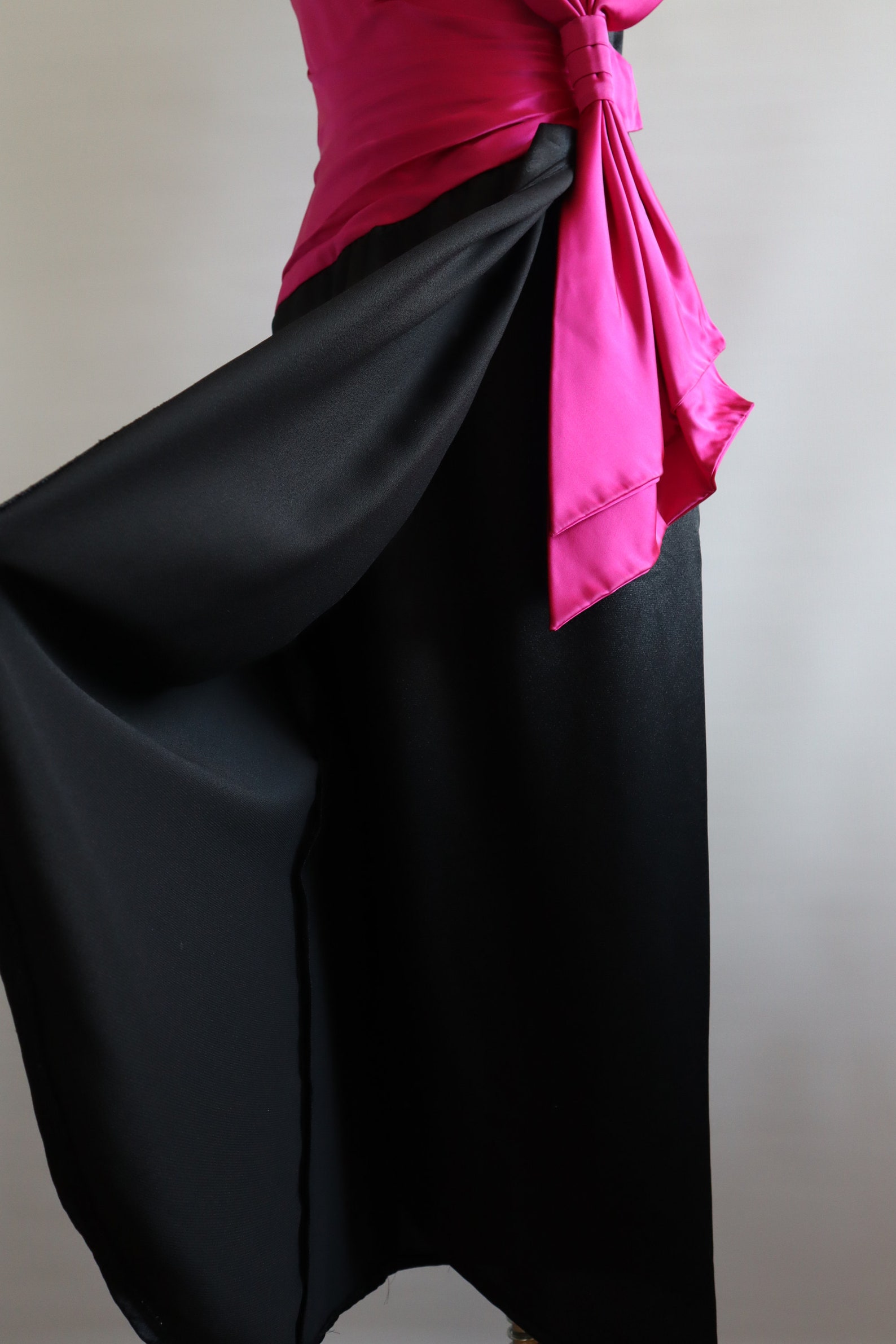 Fuchsia Bow Black Spaghetti Strap Party Dress With Huge Bow LBD Sz 2 - Etsy
