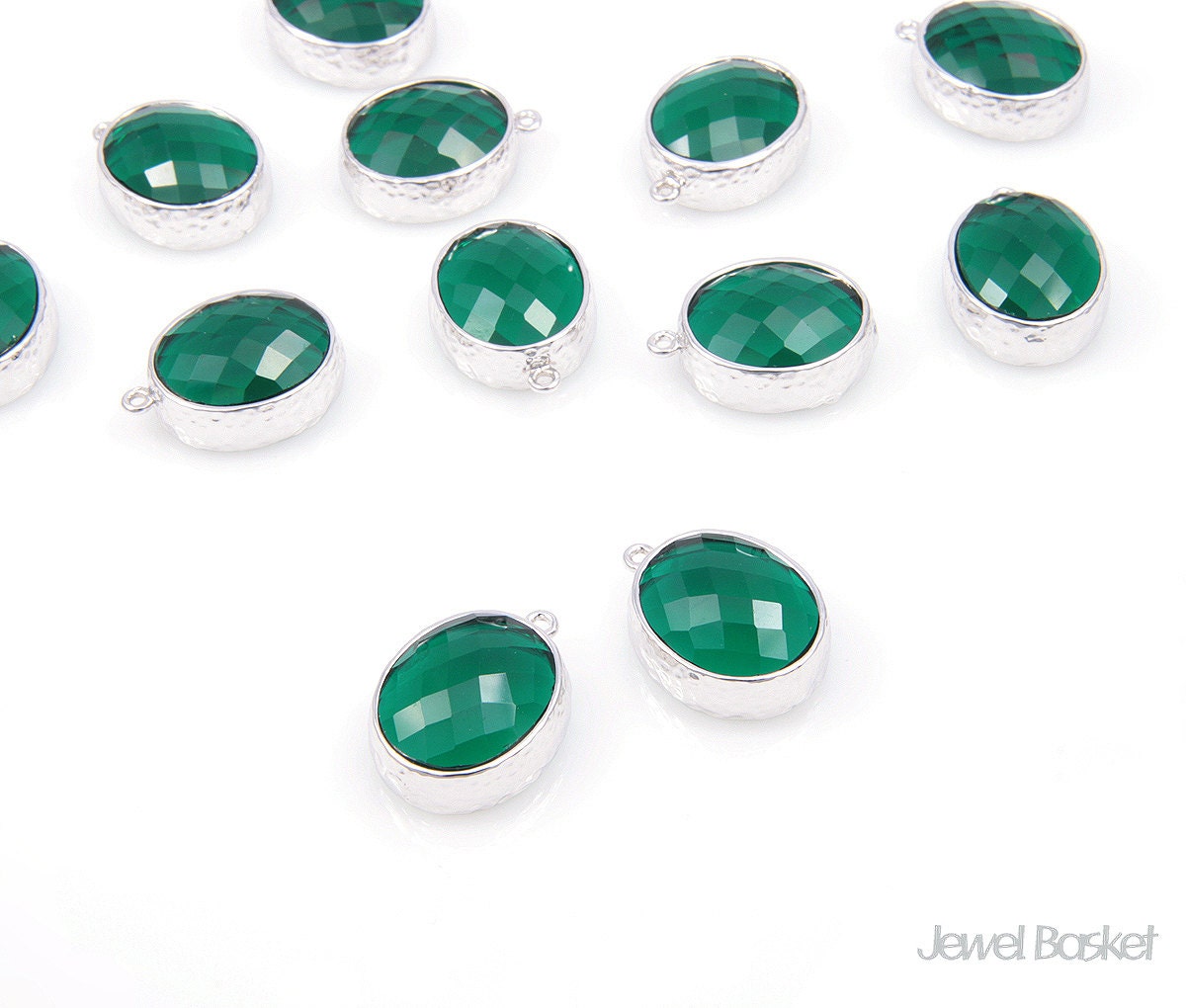 2pcs Emerald Color Glass and Silver Framed Oval Pendent / | Etsy