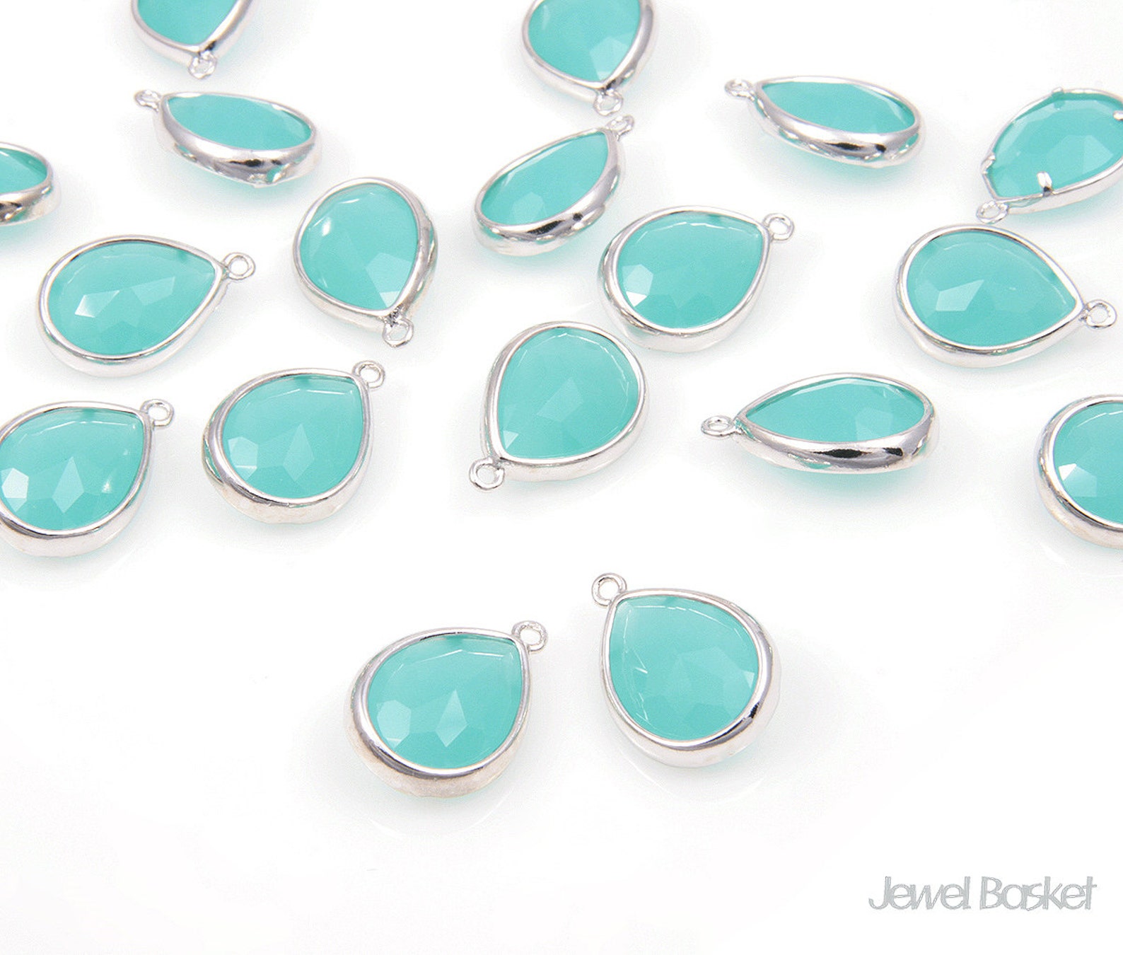 Mint Color Glass and Silver Framed Teardrop Pendent / 10.5mm X 16mm ...