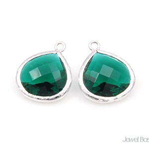 2pcs - Emerald Color Glass and Silver Framed Pendent / Emerald / Green ...