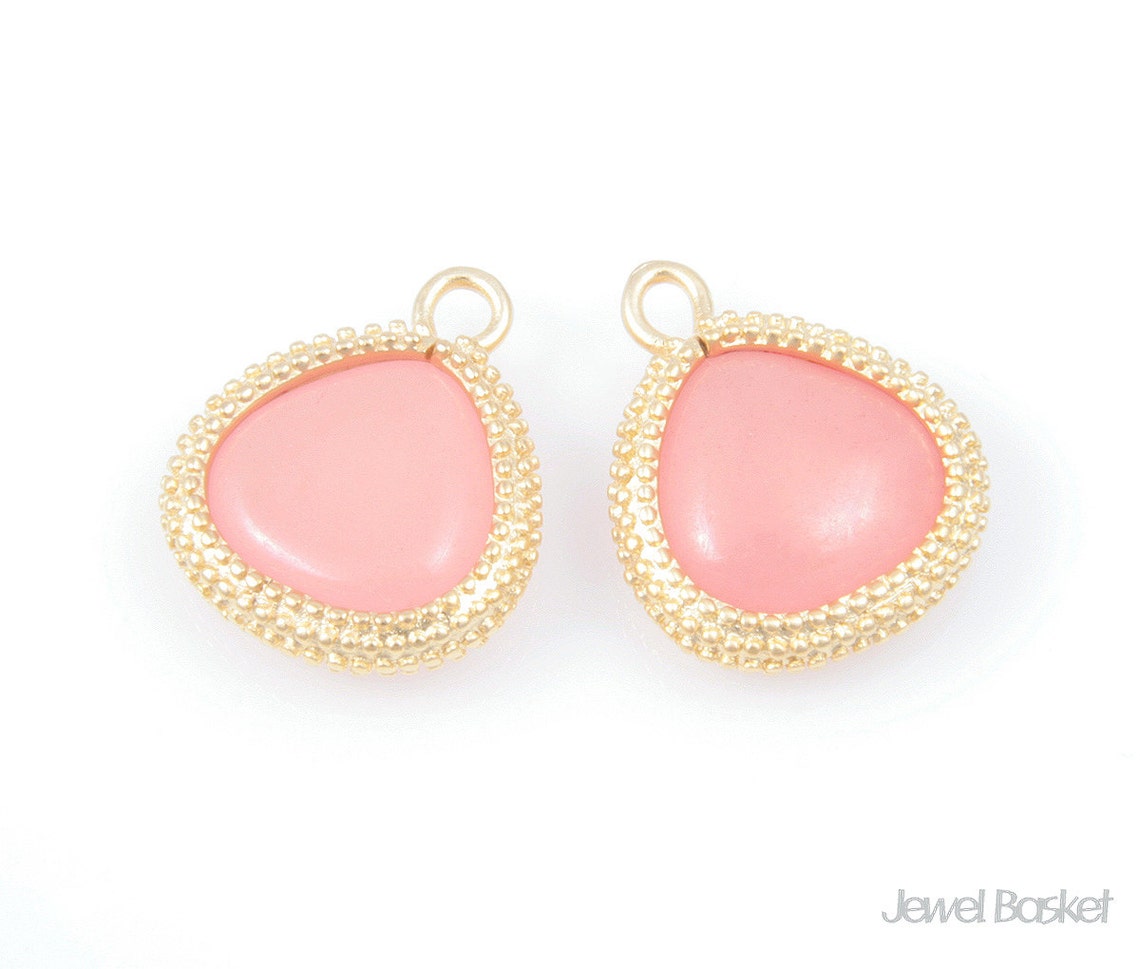 2pcs Pink Color and Matted Gold Framed Triangle Pendent / - Etsy