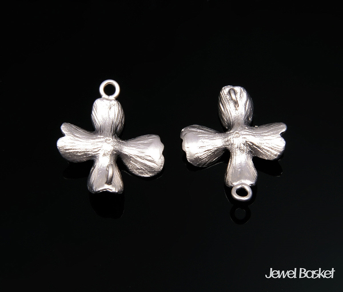 4 Leaves Cute Flower Connector in Matte Rhodium / 20mm / - Etsy