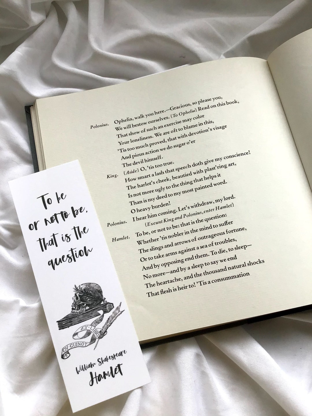 Hamlet William Shakespeare Minimalist Bookmark - Book Quote Bookmarks ...