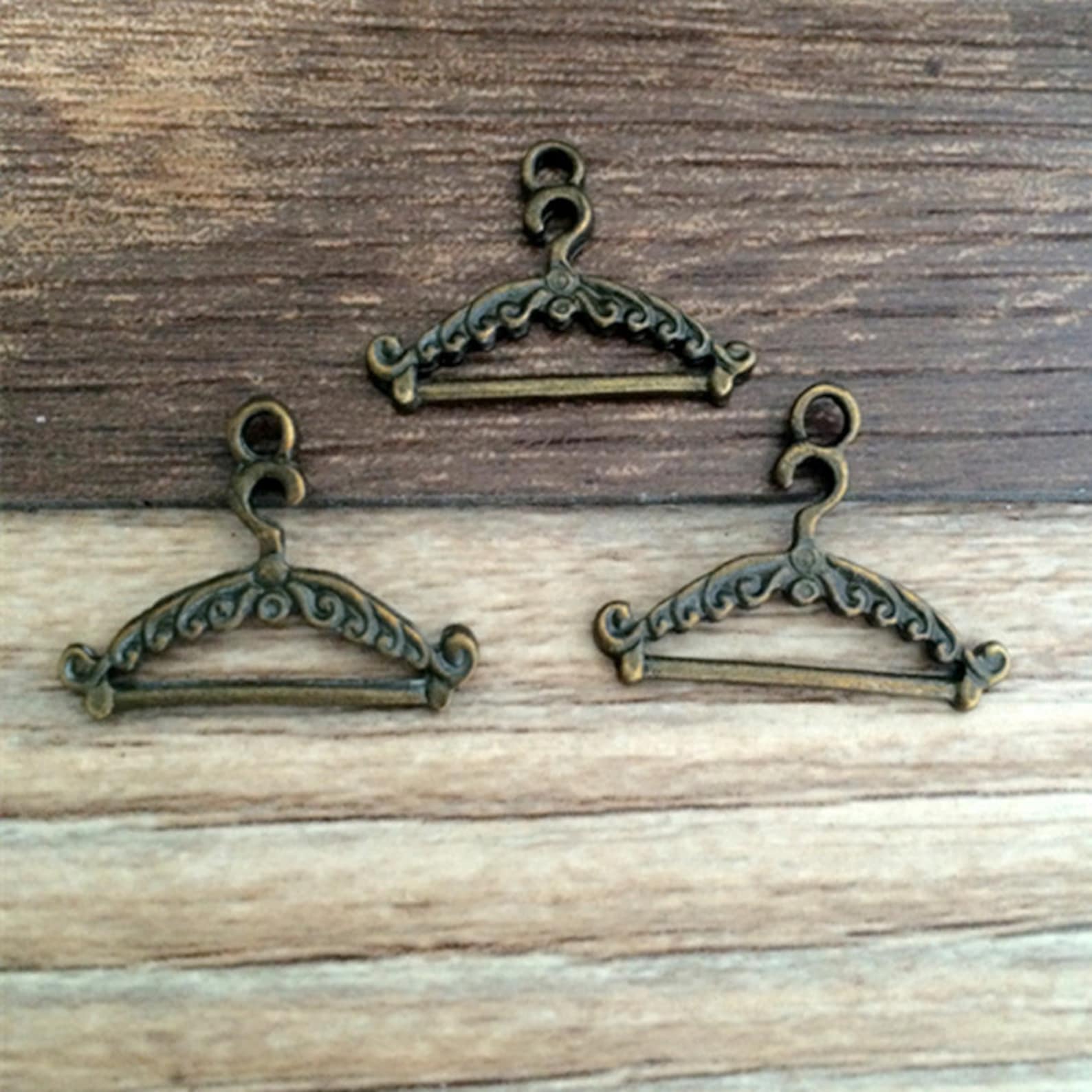 50pieces Cute Hangers - Antique Bronze Charm Pendant Jewelry Findings ...